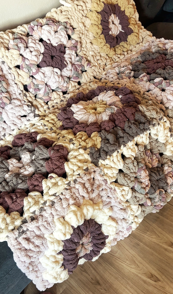 “Cozy Jumbo Chunky Hand-Crocheted Granny Square Pattern – Modern Twist ...